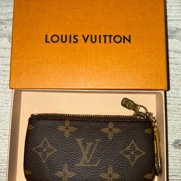 Louis Vuitton | Accessories | Louis Vuitton Monogram Key Pouch | Poshmark